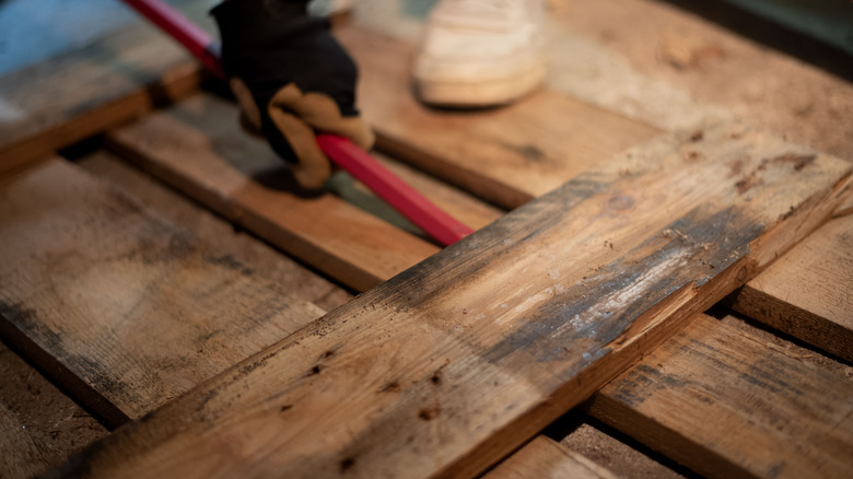 Repurpose Extra Wood Pallets For A Simple Deck Upgrade