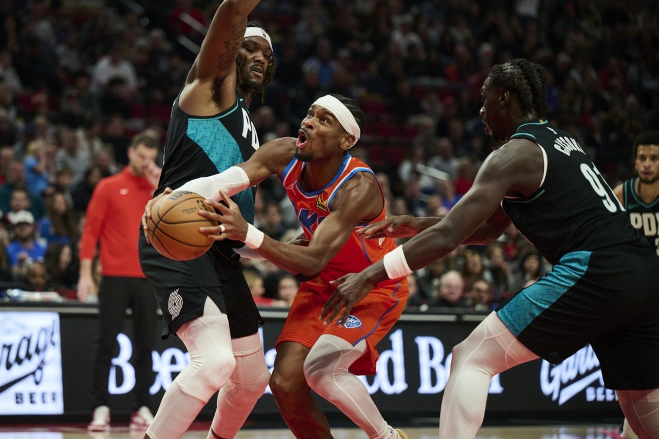 Sizzling Thunder avenge their season's lone loss vs. Blazers