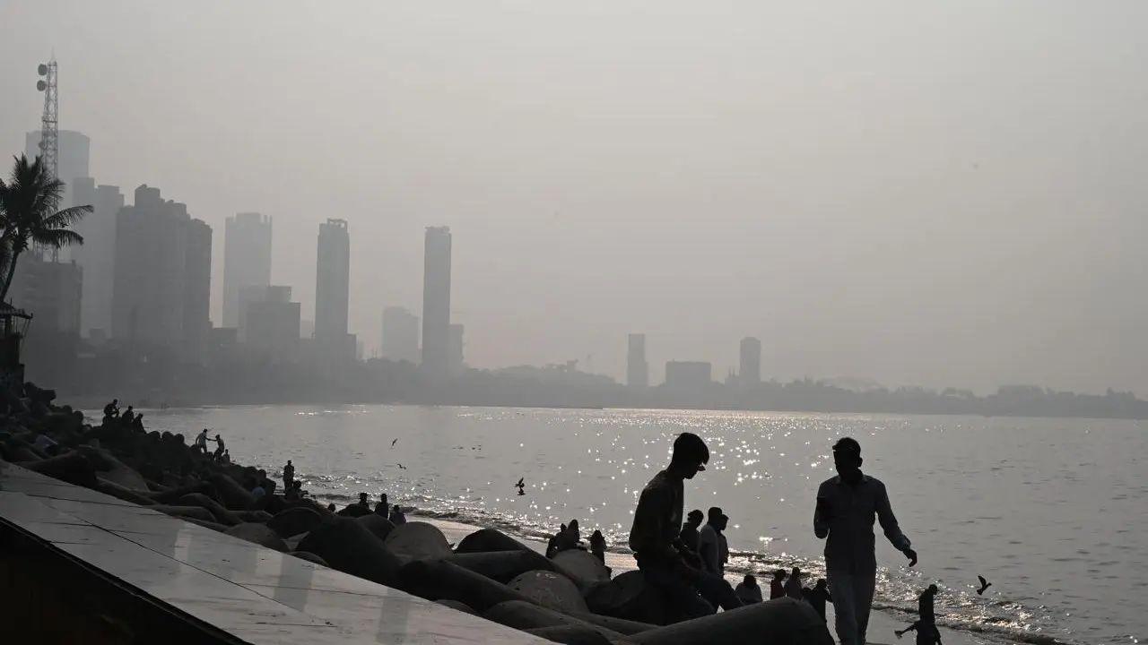 Mumbai weather update: Clear skies, mild temperatures expected in city ...