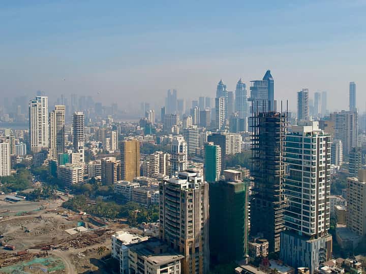 Oberoi Realty's Nepean Sea Road Deal: Decoding The Rs 1,000 Crore ...
