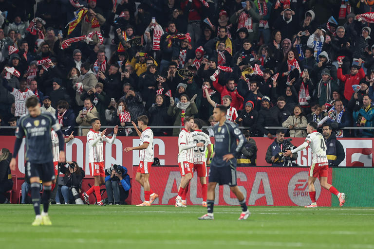 Spaanse media over 'crisis' bij Real: 'Ze maken zichzelf belachelijk'