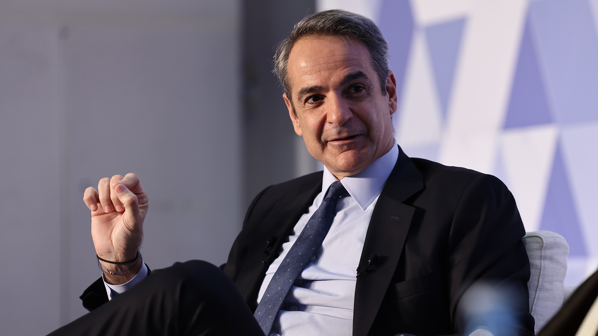 Μητσοτάκης: Στο Λονδίνο ο πρωθυπουργός – Συμμετέχει σε συνέδριο του ...