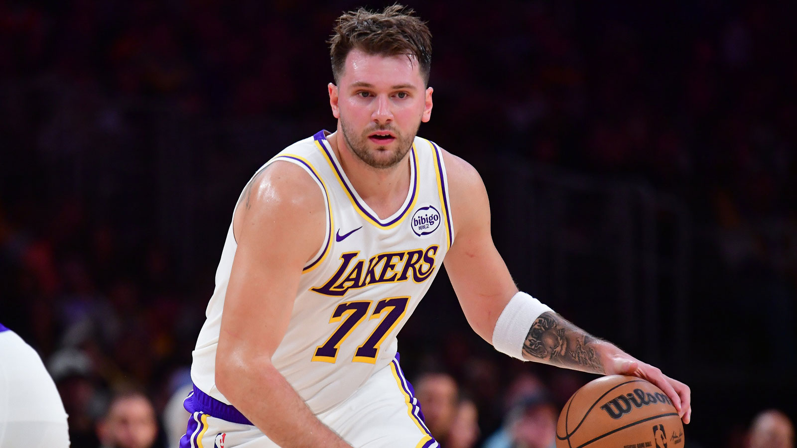 Lakers’ Luka Doncic goes absolutely off in wild first quarter vs. Pelicans