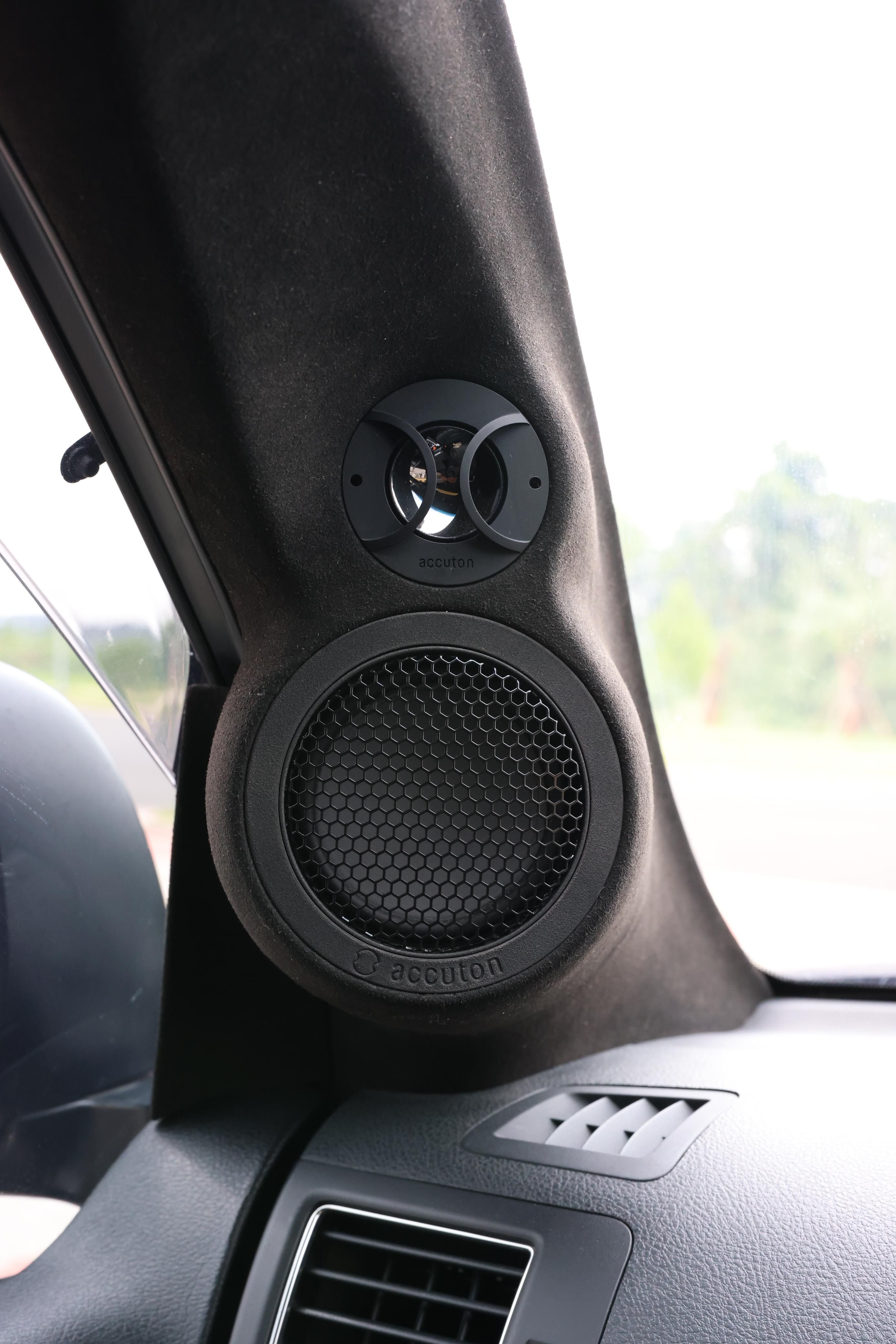 Speaker Mobil Sember? Kenali Penyebab Utamanya Di sini, Simak!