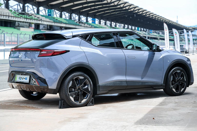 Ganteng Juga Calon Mobil Listrik Daihatsu, Namanya Perodua QV-E