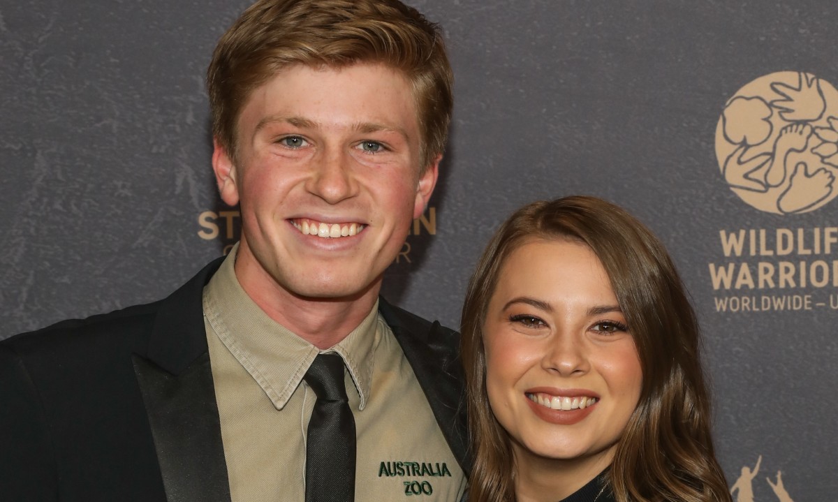 Bindi Irwin Sends Direct Message to Brother Robert on 22nd Birthday ...