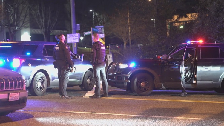 Several teens arrested after Seattle police pursuit, shots fired on I-5