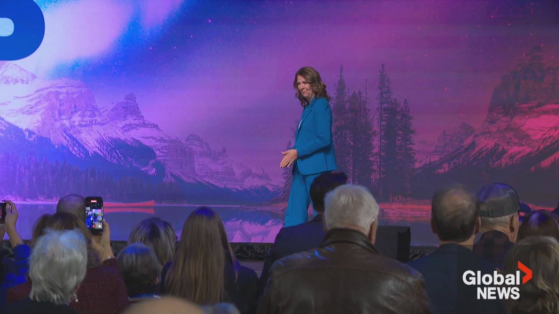 UCP members boo Premier’s talk of working with Ottawa