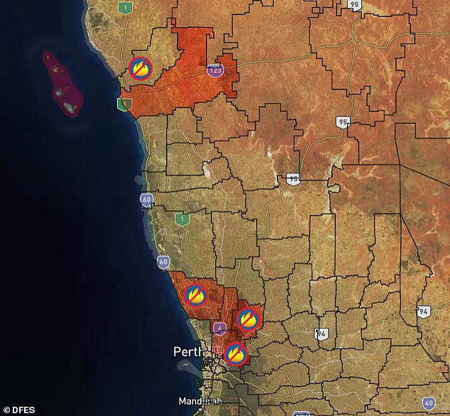Thousands flee as bushfire roars towards city leaving thousands without ...