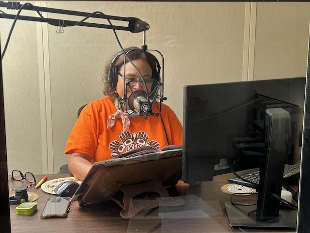 Alamogordo author brings to life Native American literature for ...