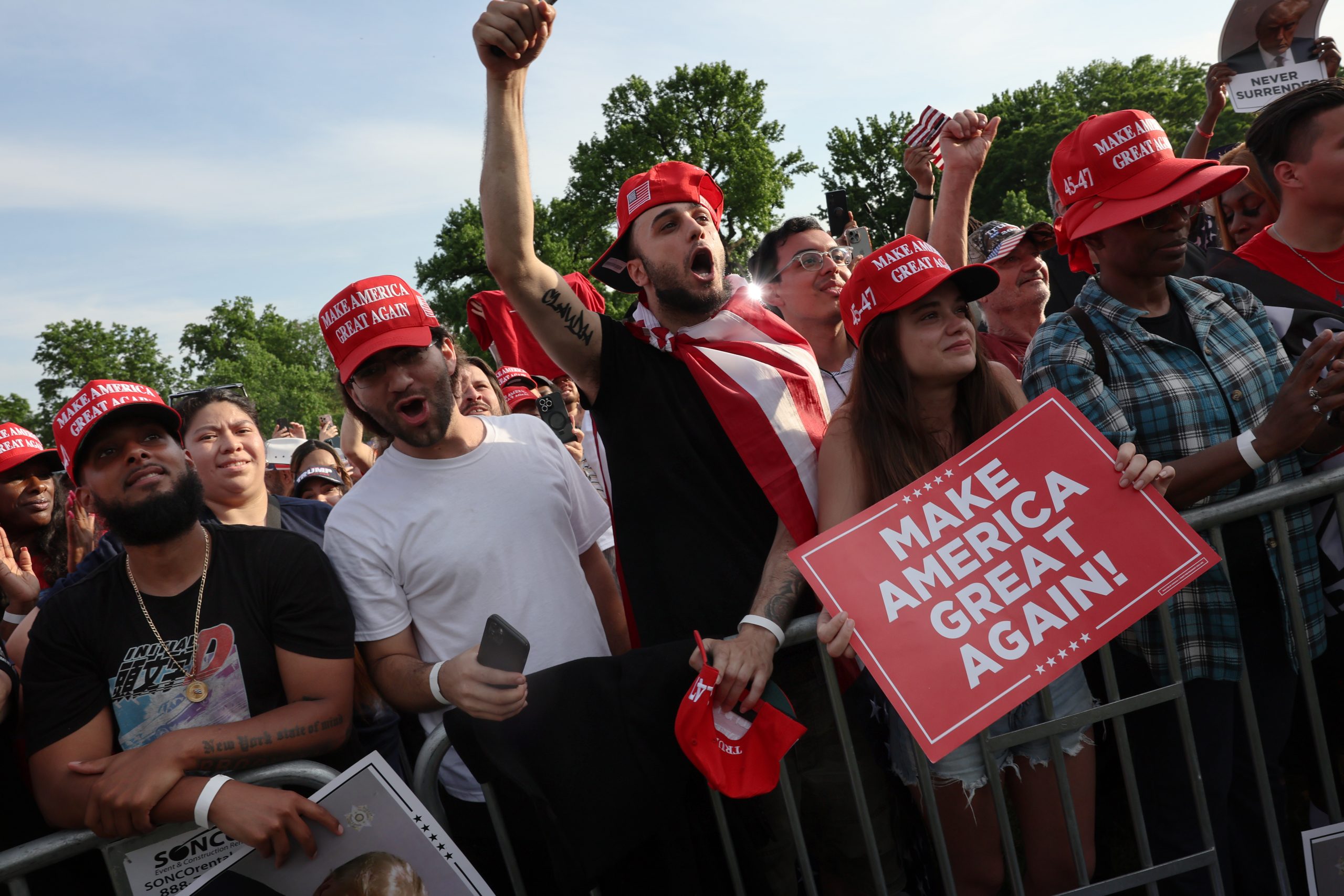 Alarm bells ring as new polls show Trump's support crumbling