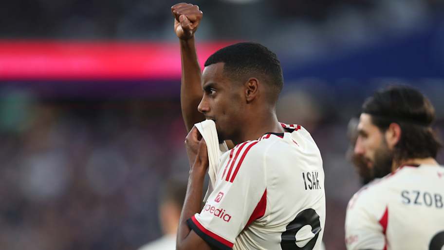 Alexander Isak Makes Telling Admission After First Premier League Goal ...