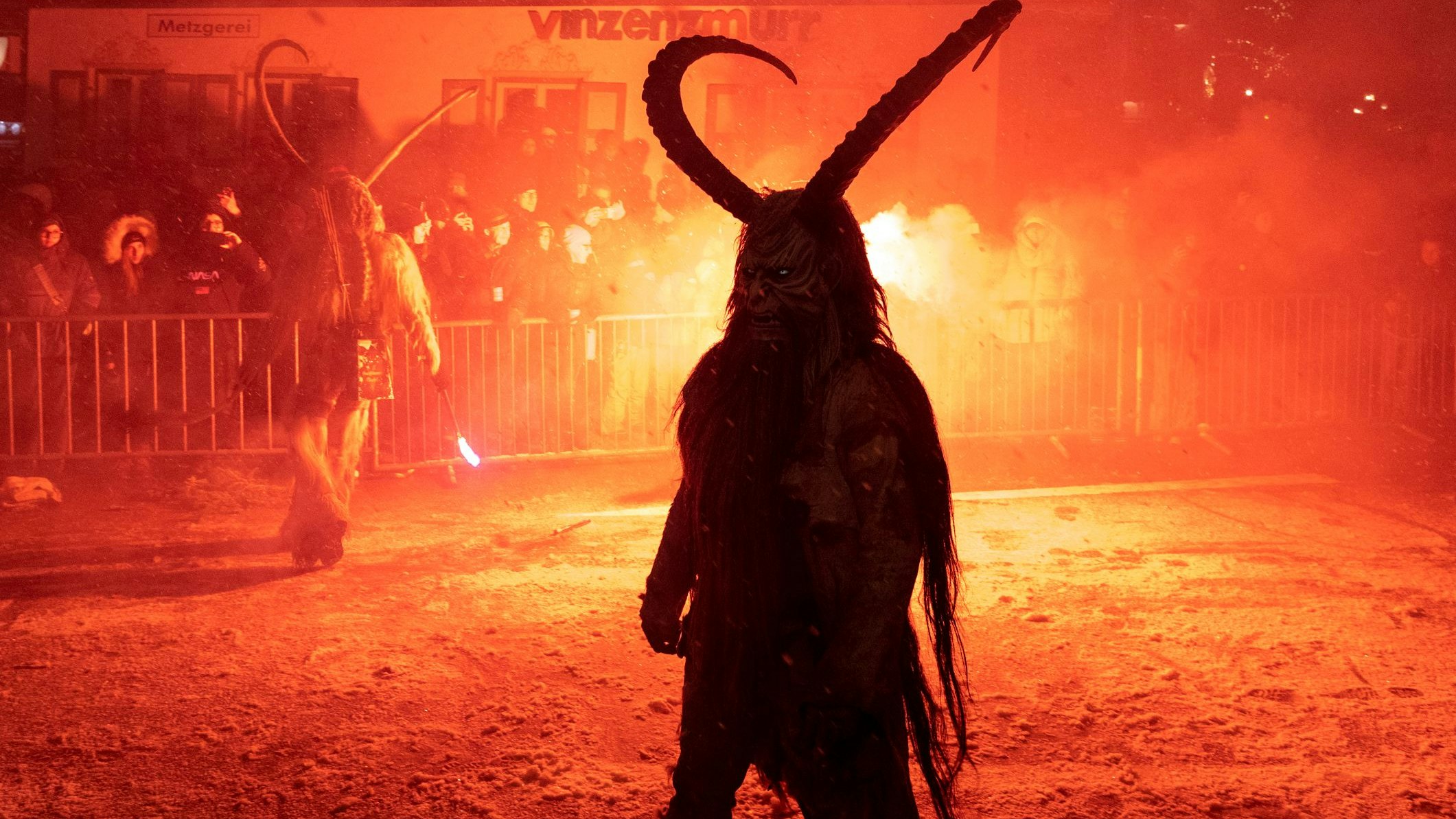 Katze zu Tode gequält – Krampus-Verein feuert Täter