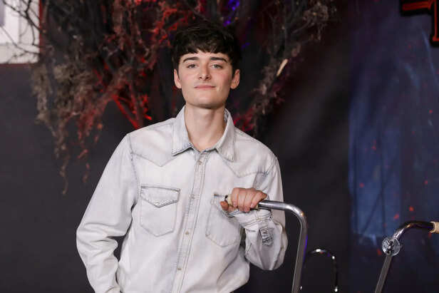 Inside Millie Bobby Brown & Noah Schnapp’s Bond: From Set Strangers to ...