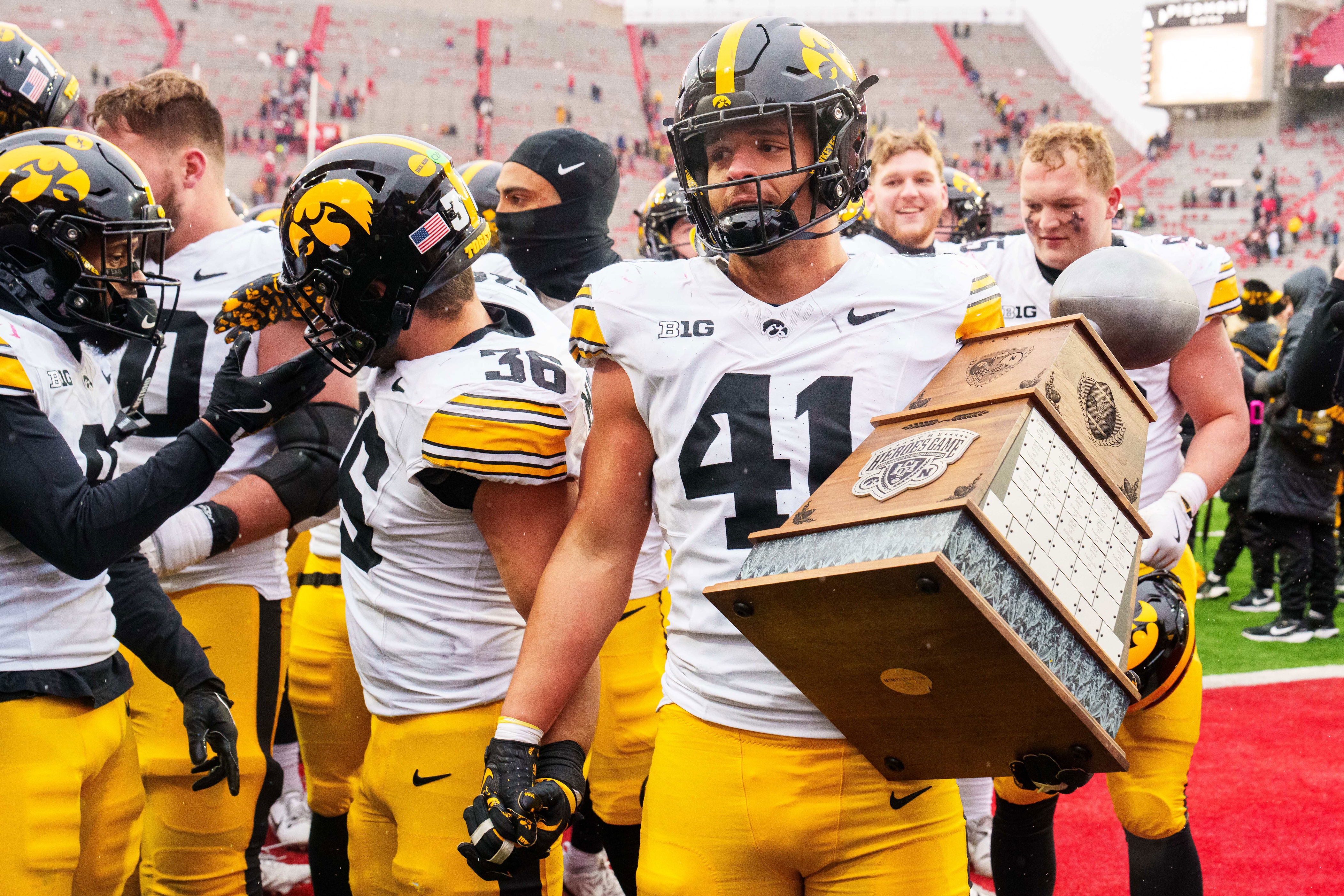 Big Ten football power rankings: Does Iowa rise after Nebraska win?
