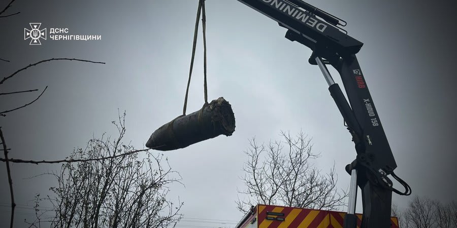 Russian Kinzhal missile fragment lands in residential yard in Ukraine's ...