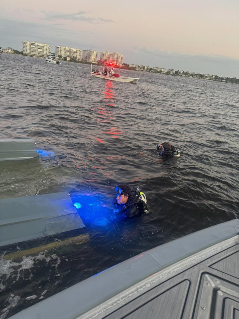 Speed boat crashes in Florida river leaving 3 dead and 1 critically injured