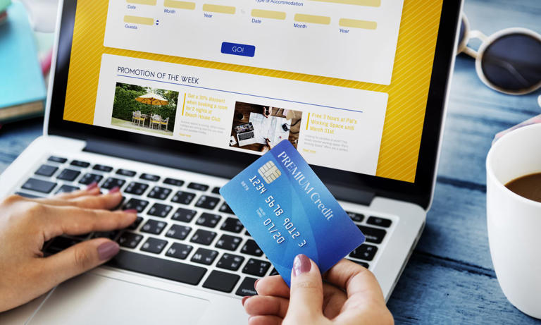 How to get the best deals on flight and hotel comparison sites ...