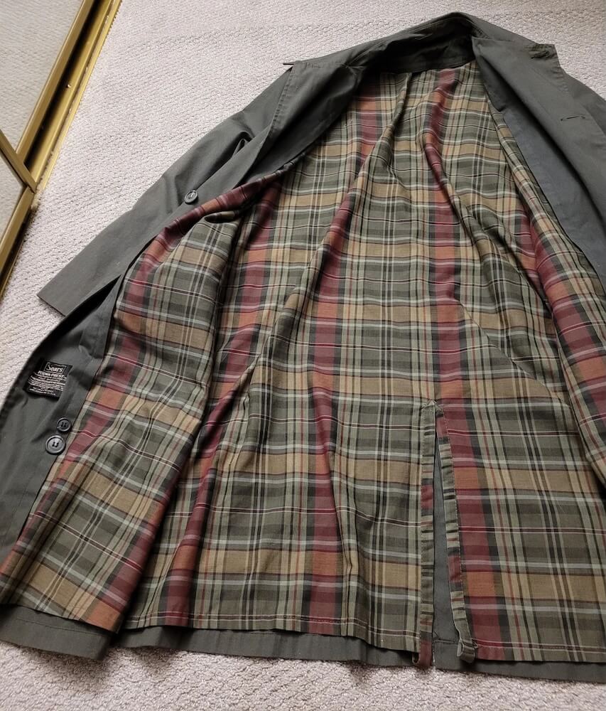 Thrift Shopper Stunned After Making Unexpected Discovery In Coat Pocket