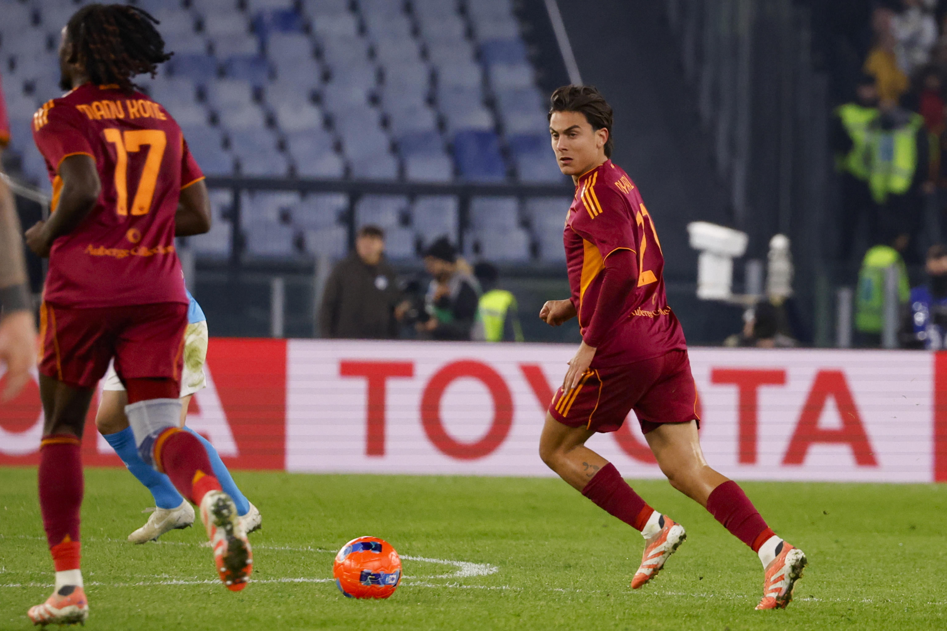 Serie A: Napoli stende la Roma, Lautaro rilancia l'Inter