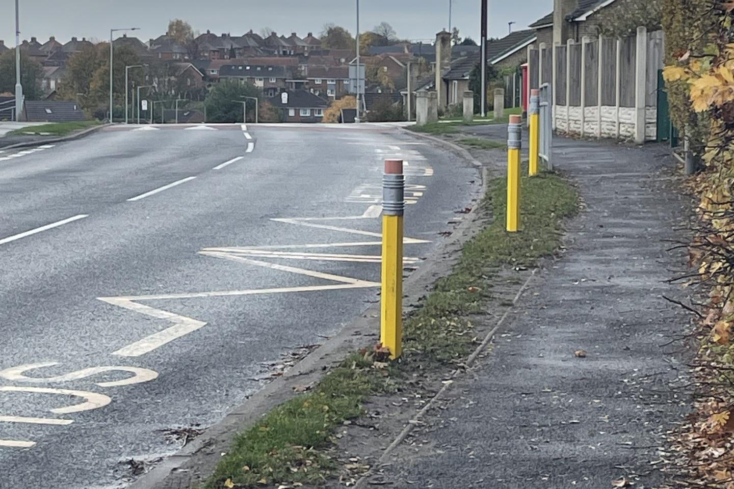 School's 'pencil bollards' draw motorists' attention to safety