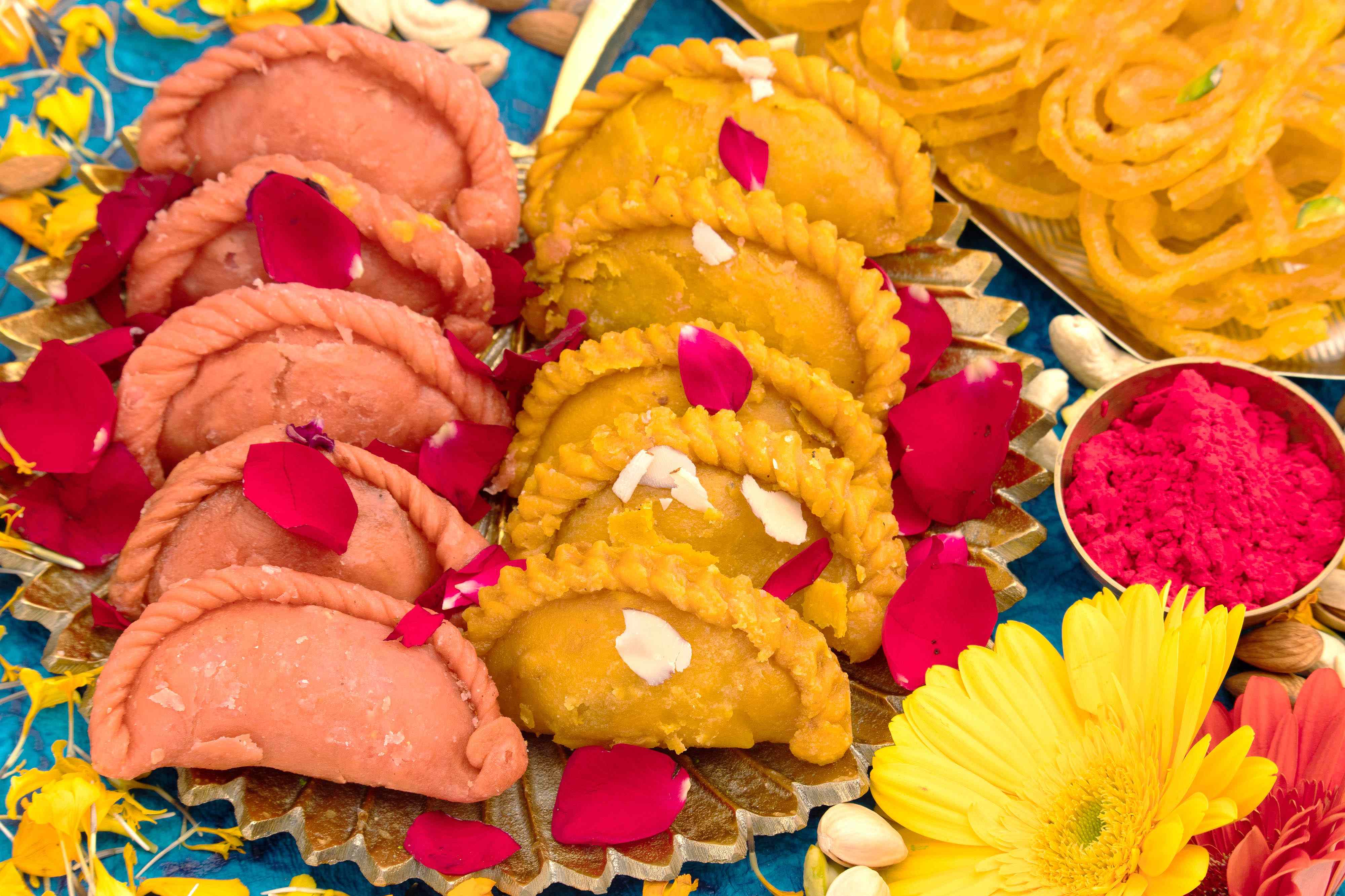 8 Essential Sweets to Seek Out in India Over the Holidays