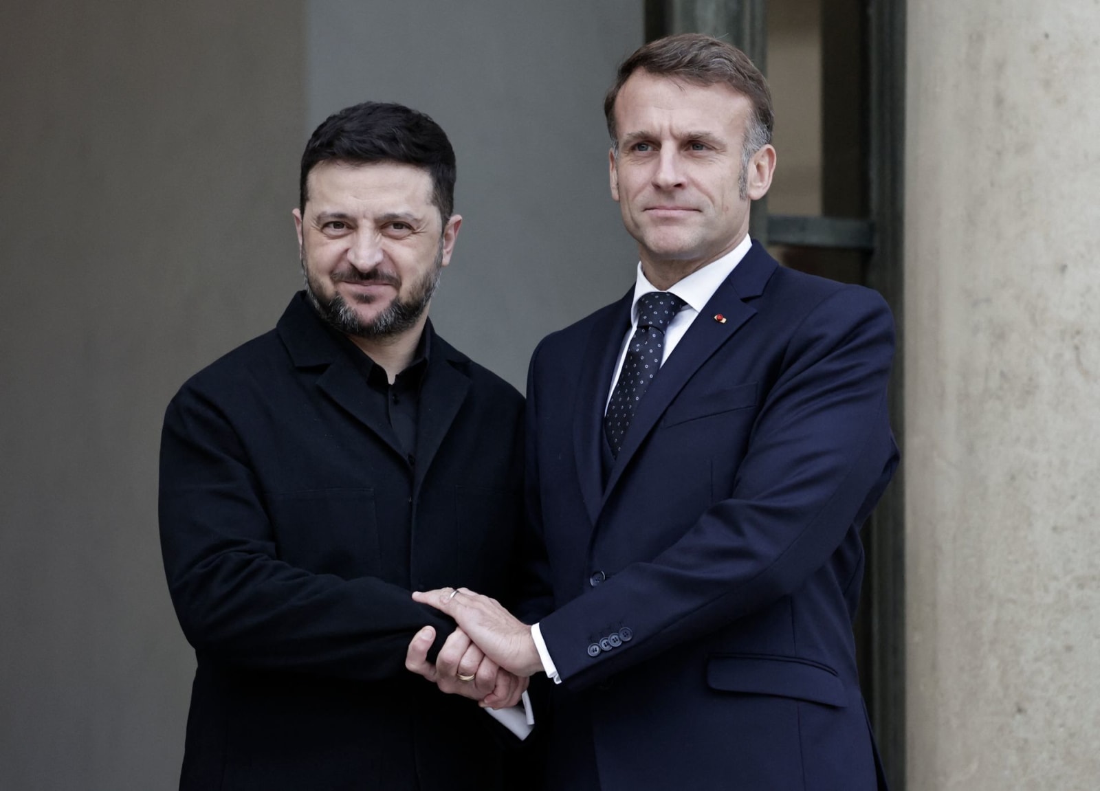 Zelensky meeting Macron in France after US-Ukraine peace deal talks