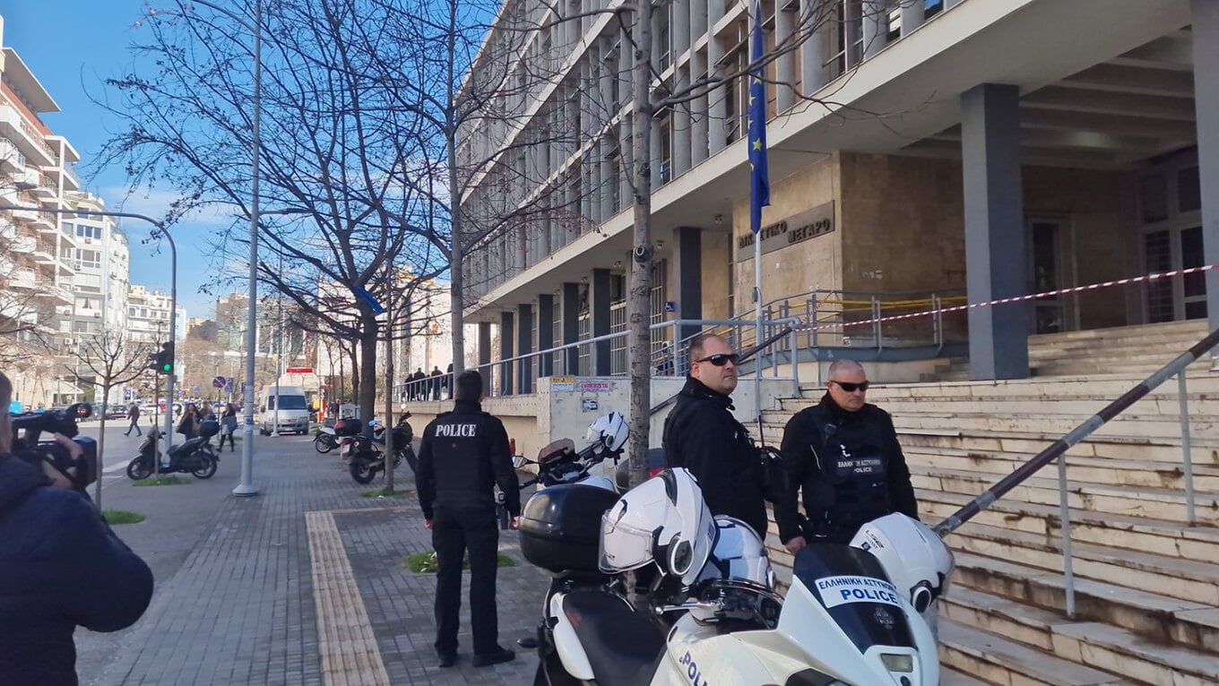 Θεσσαλονίκη: Κακουργηματική δίωξη στον οδηγό ταξί για το θανατηφόρο ...