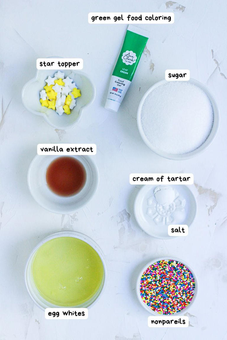 Easy Christmas Tree Meringues That Steal the Cookie Tray Show