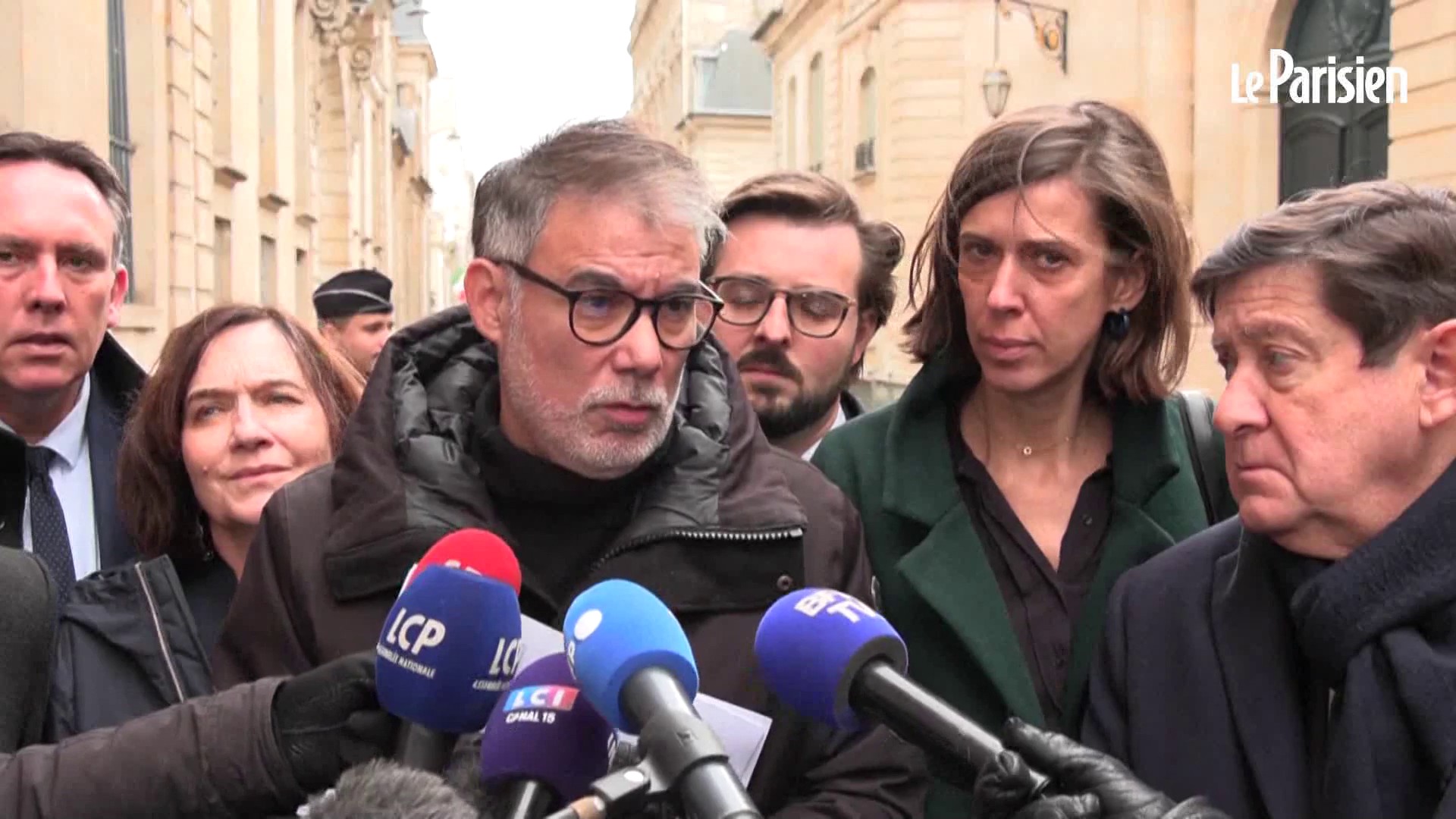 « Nous progressons » : Olivier Faure estime un « compromis » possible sur le budget 2026