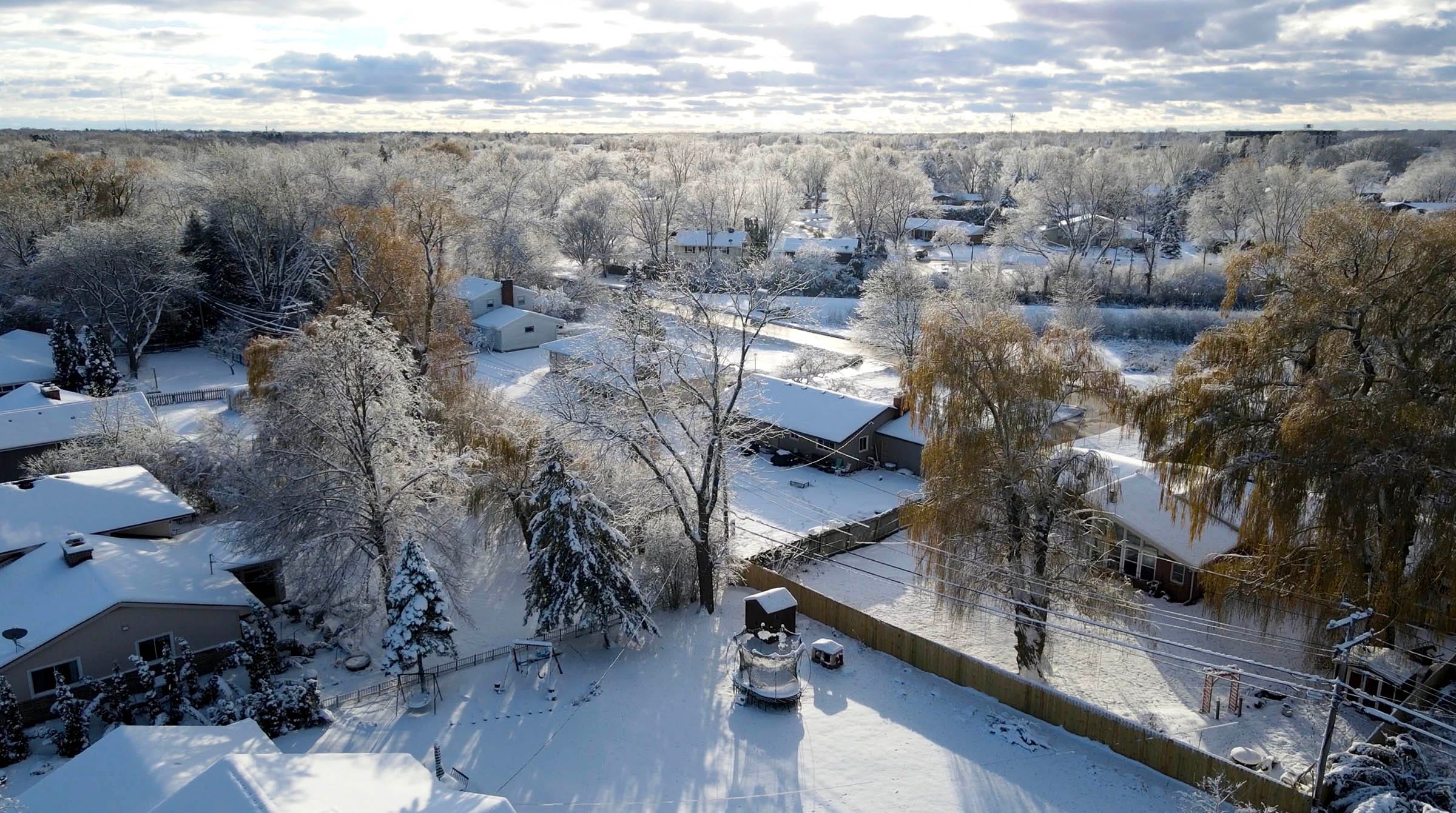 Garbage and recycling collection paused in Milwaukee on Monday, Dec. 1