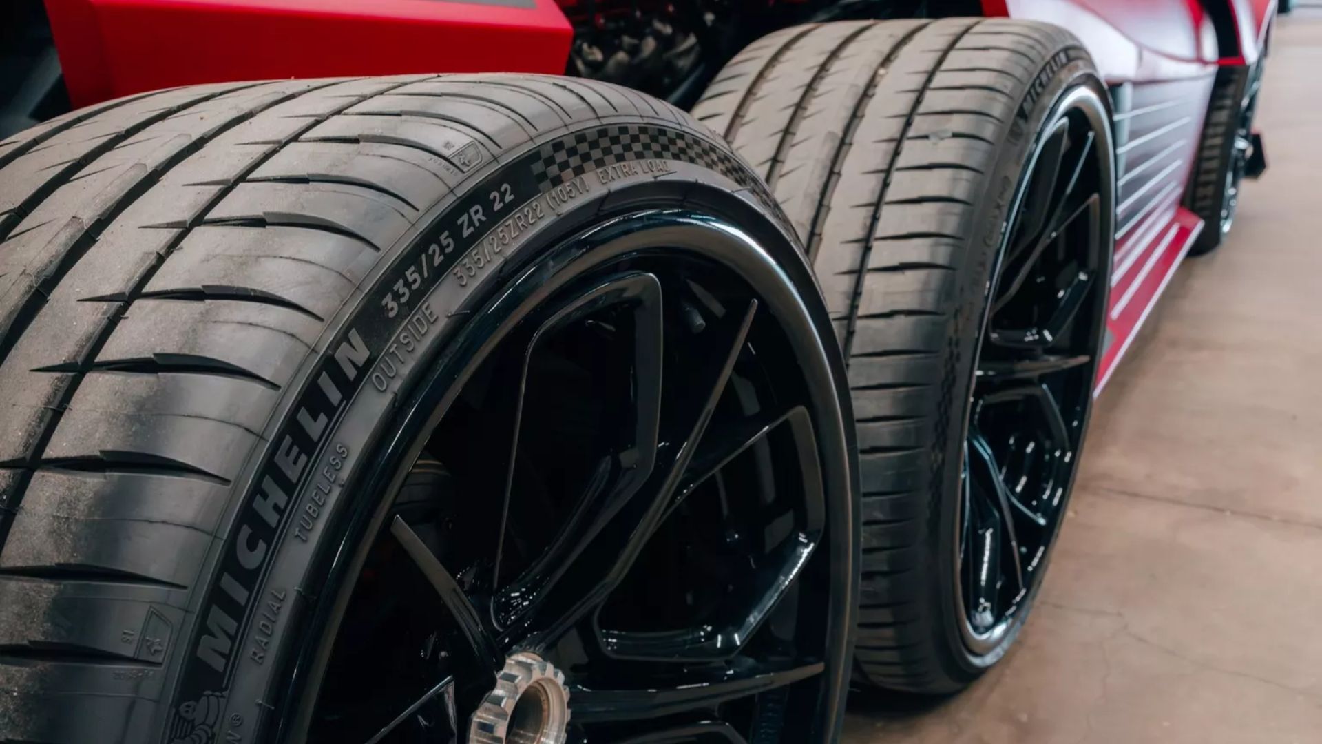 Photos: Six-wheel Ferrari project spirals into chaos after builder ...