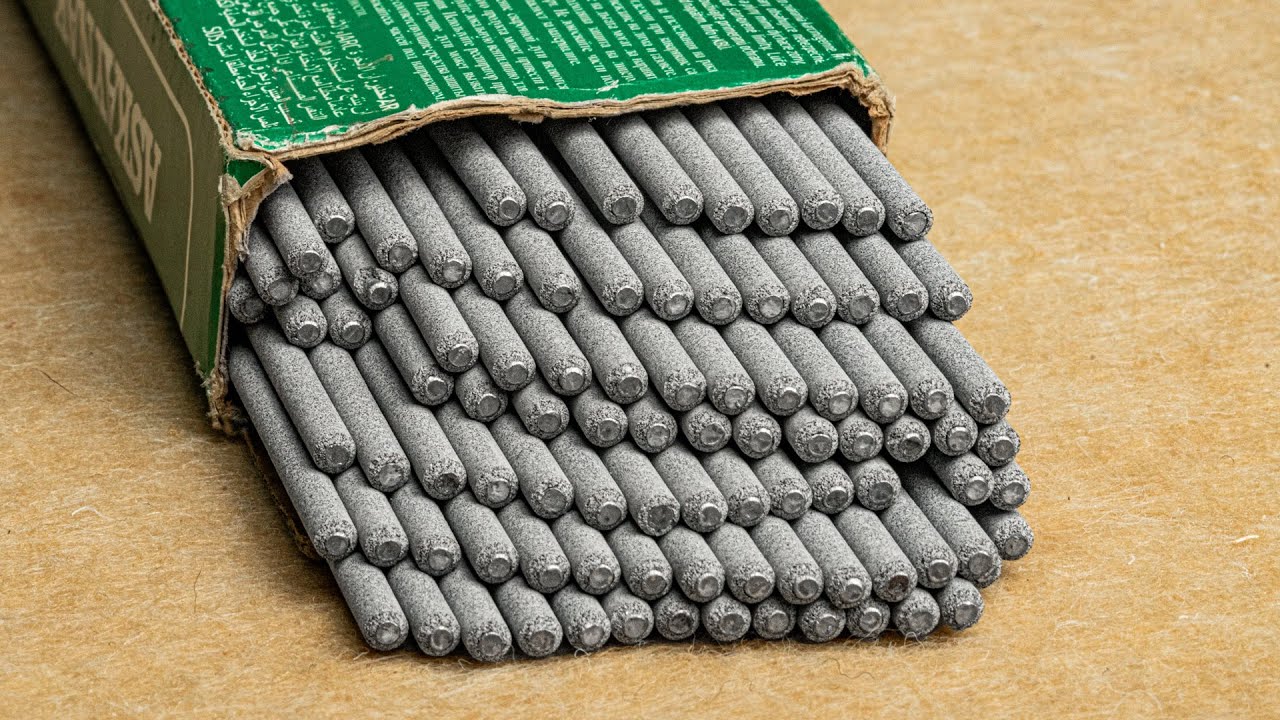 Creating the most beautiful knife from Electrodes