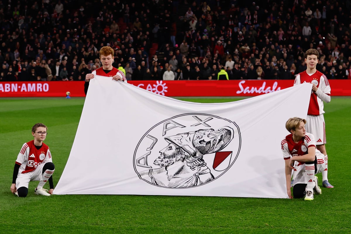 Allerlaatste uitje van terminaal zieke Ajax-fan Peter (84) compleet verpest