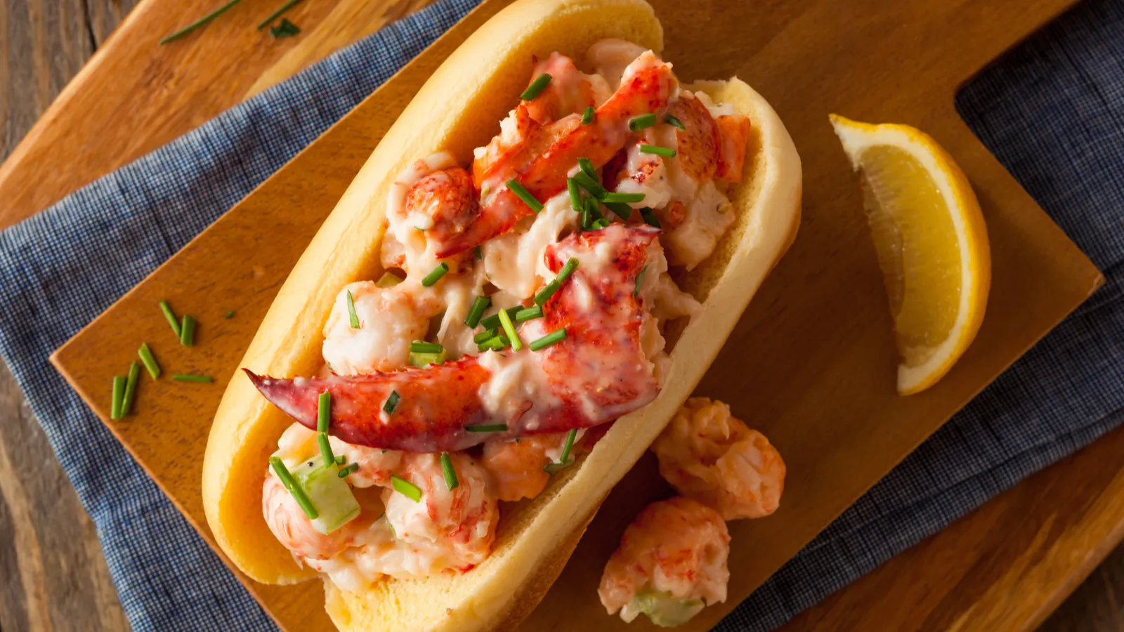 A master chef’s method for crafting a flawless lobster roll