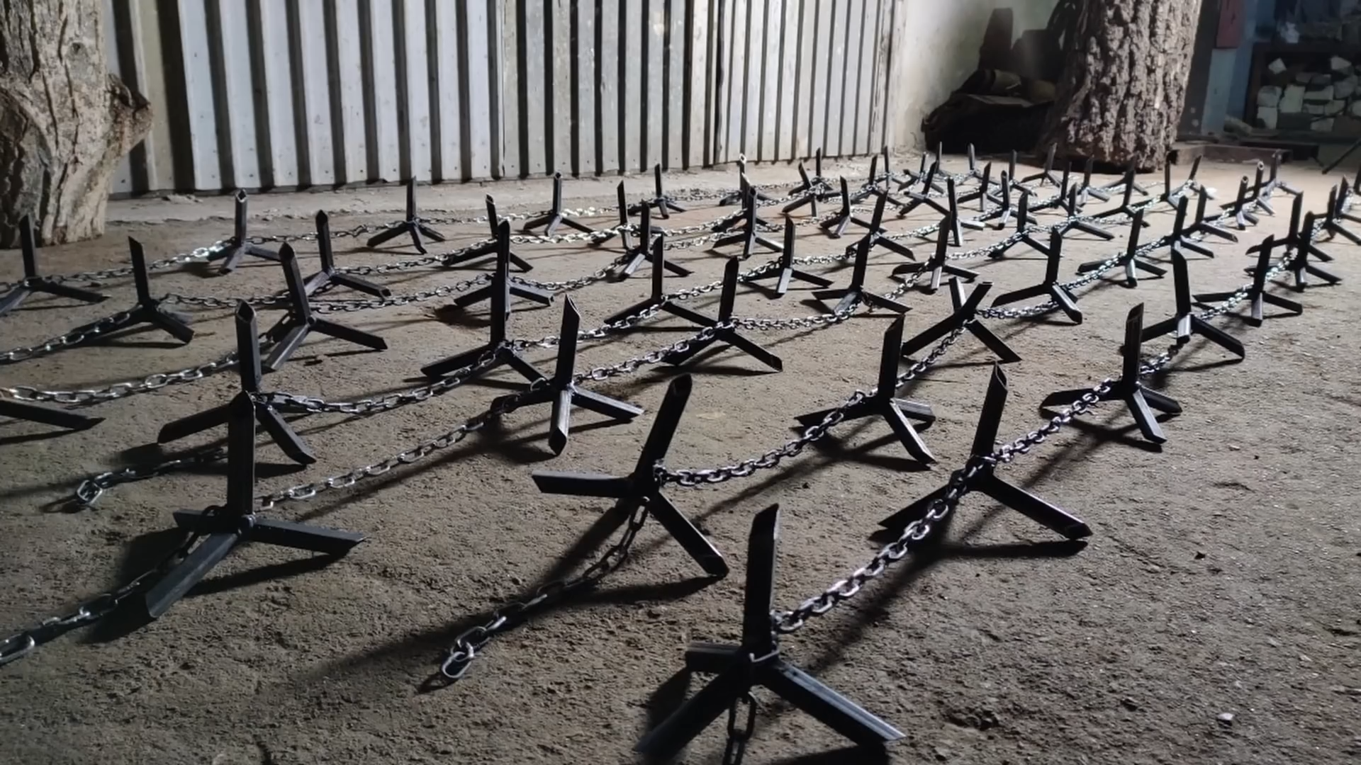 Ukraine Deploys 2 000-Year-Old Weapon to Slow Russia's Advance