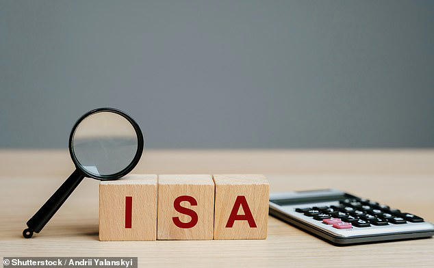 Would £100 tempt you to shift your savings or investments? Prosper offers cashback deal