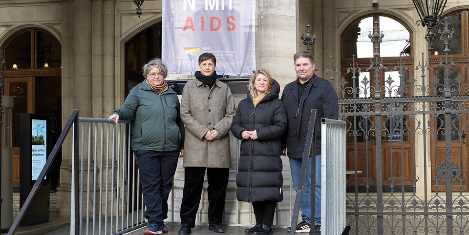 Welt-AIDS-Tag: Wiener Rathaus setzt starkes Zeichen