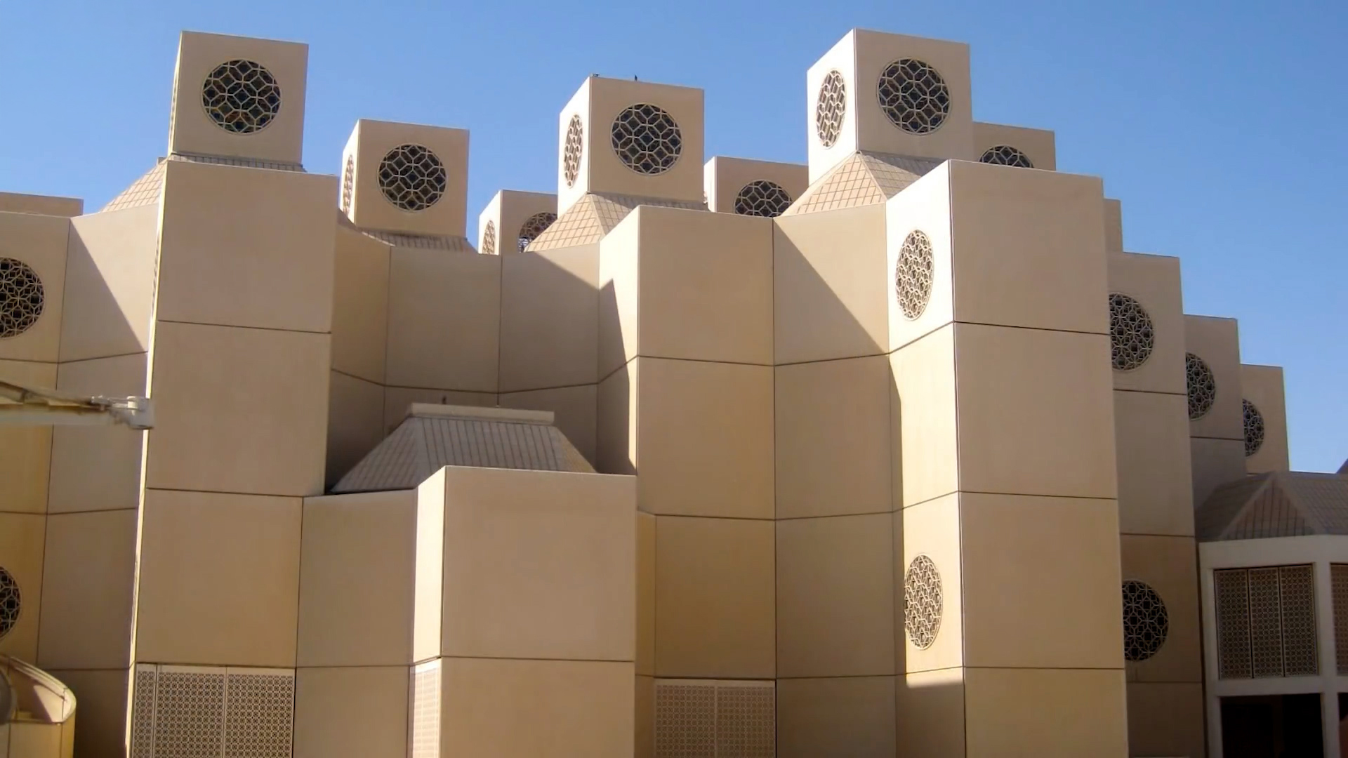 5,000 Years of Air Flow: Ancient Cooling Systems Explained