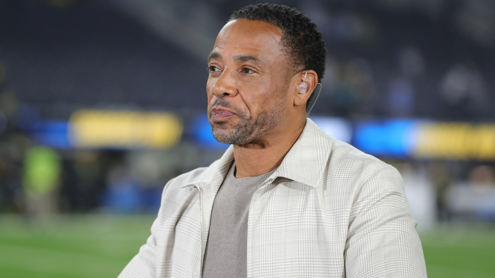 Ex-NFL Star Rodney Harrison Freezes on Live Broadcast, Raising Fan Concerns