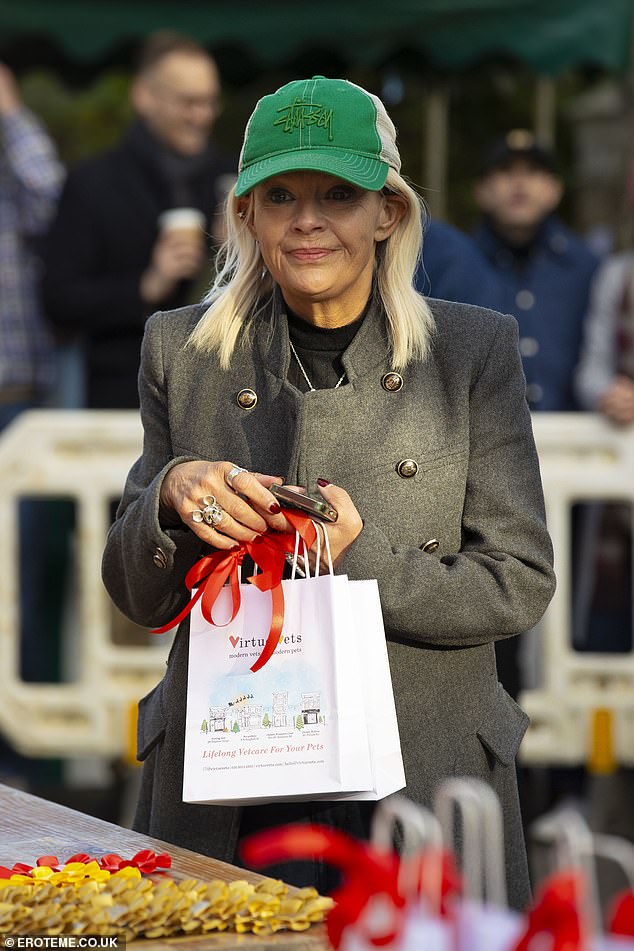 Gail Porter attends festive dog event in London after revealing she ...