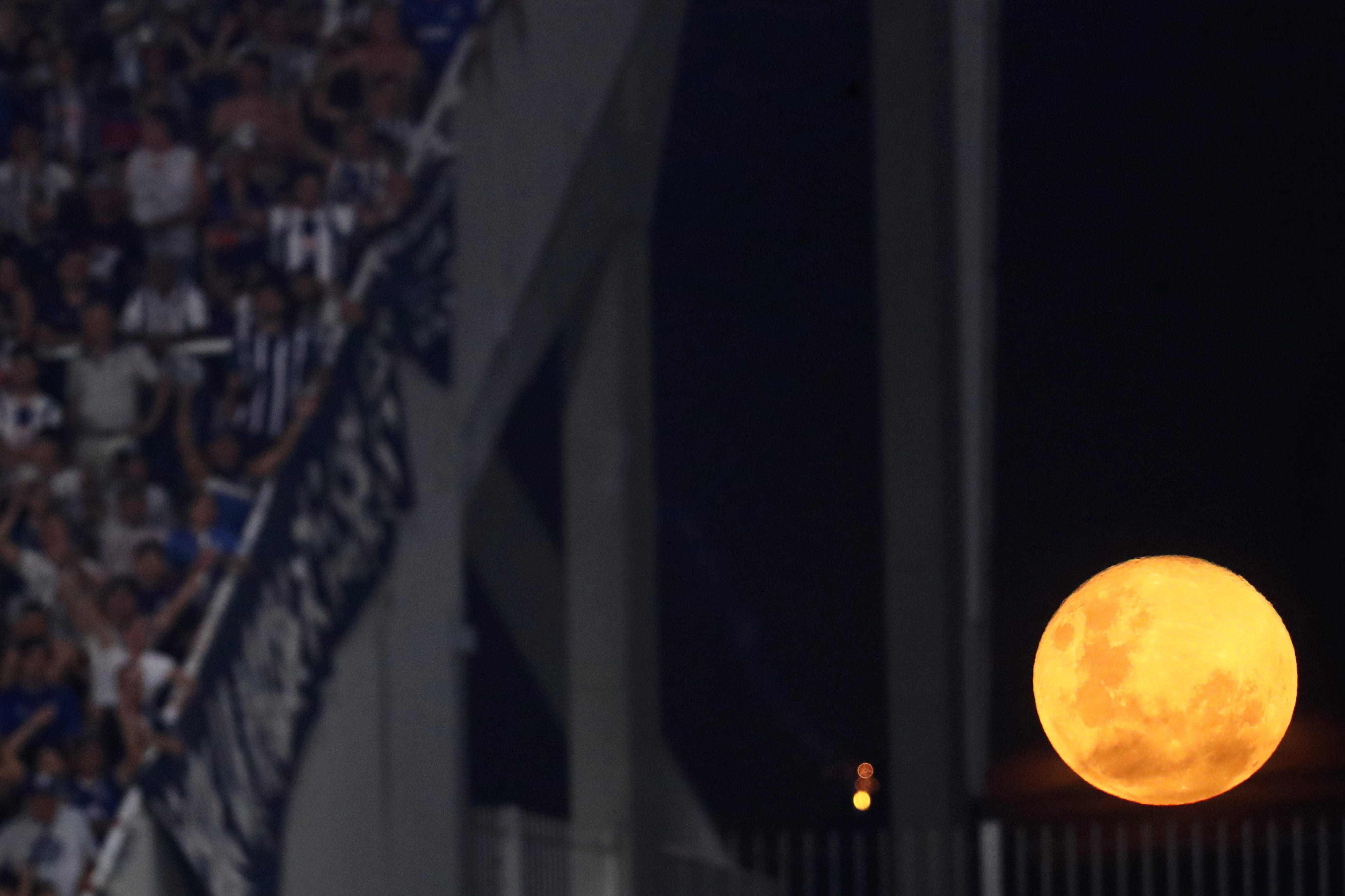 December's full moon is extra special. Here's how to see it tonight