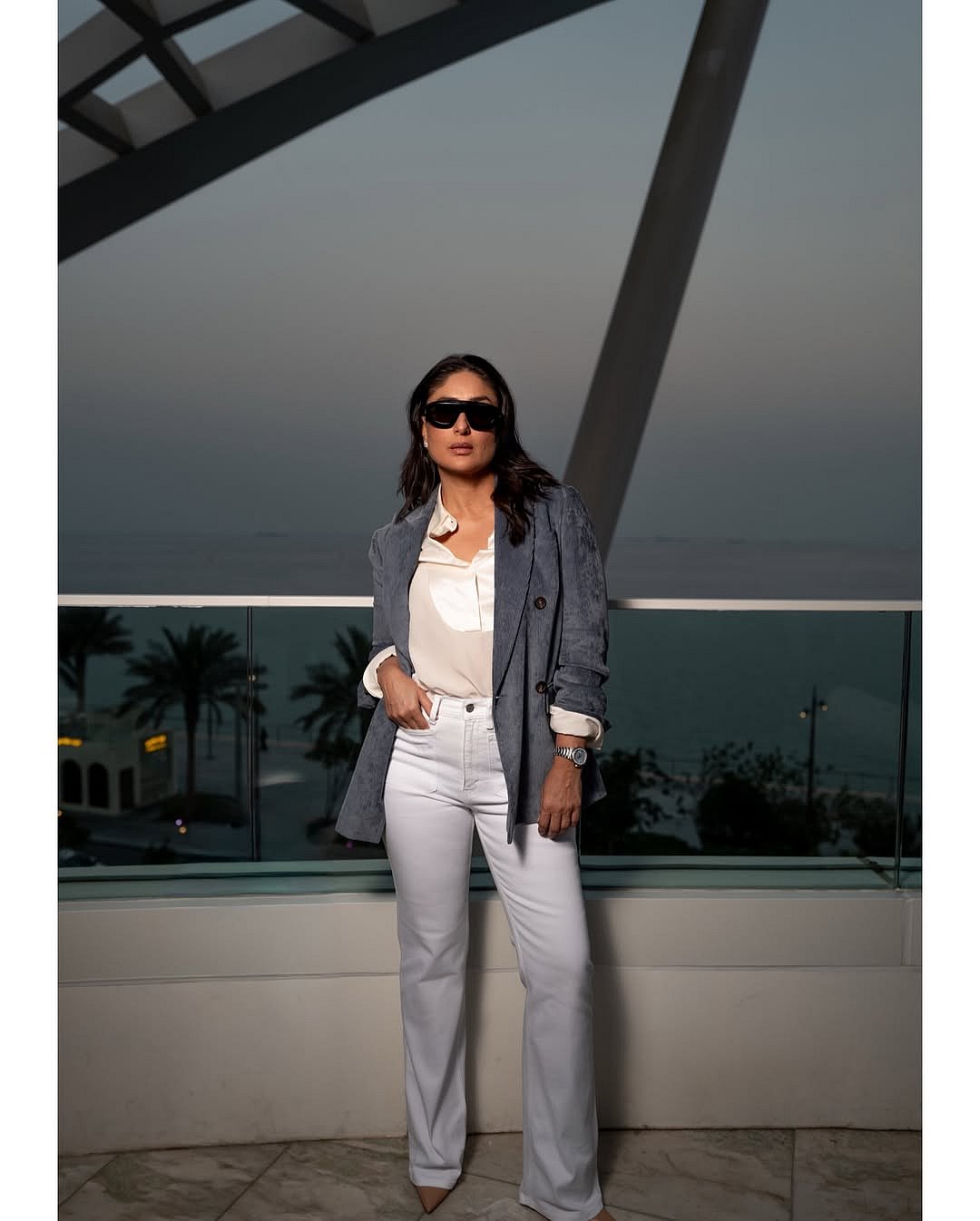 Kareena Kapoor Stuns At Qatar F1: Poses With Gordon Ramsey, David ...