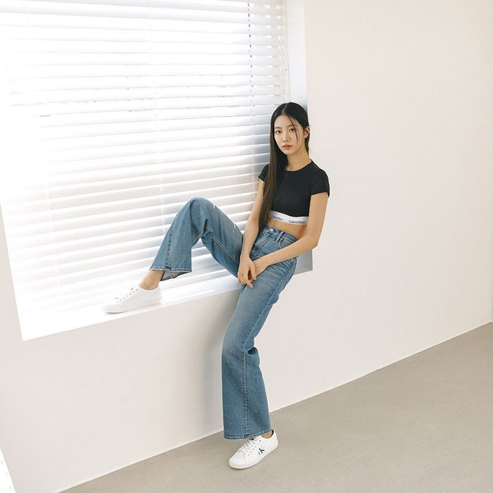 15 Tips Styling Jeans Agar Tidak Membosankan