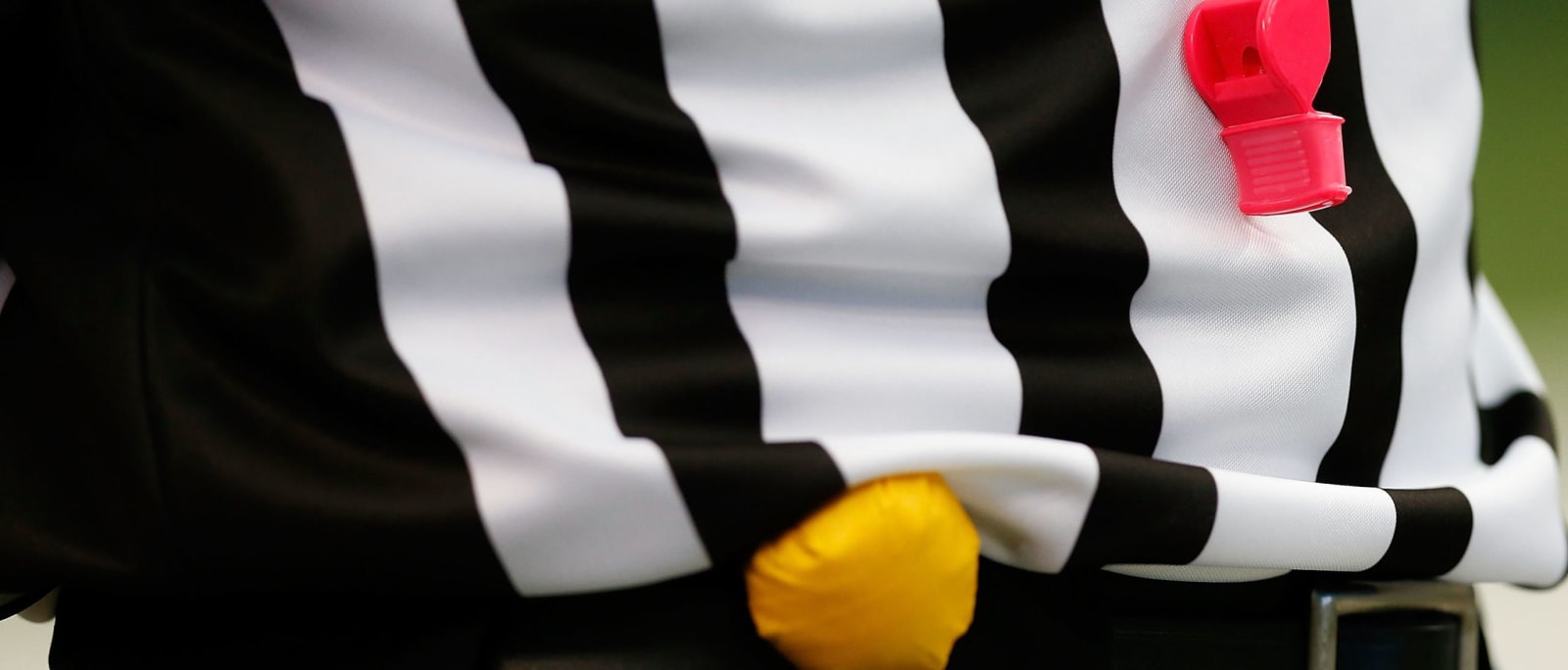 Hot-Headed Referee Snaps While Ejecting Texas High School Football ...