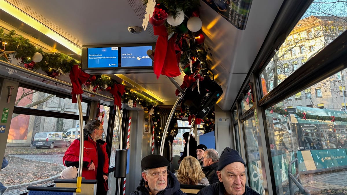 MVG-Christkindltram: Lohnt sich die Fahrt?