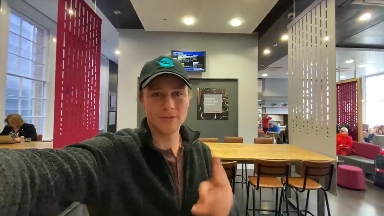 The full first class journey on the UK’s high-speed Azuma