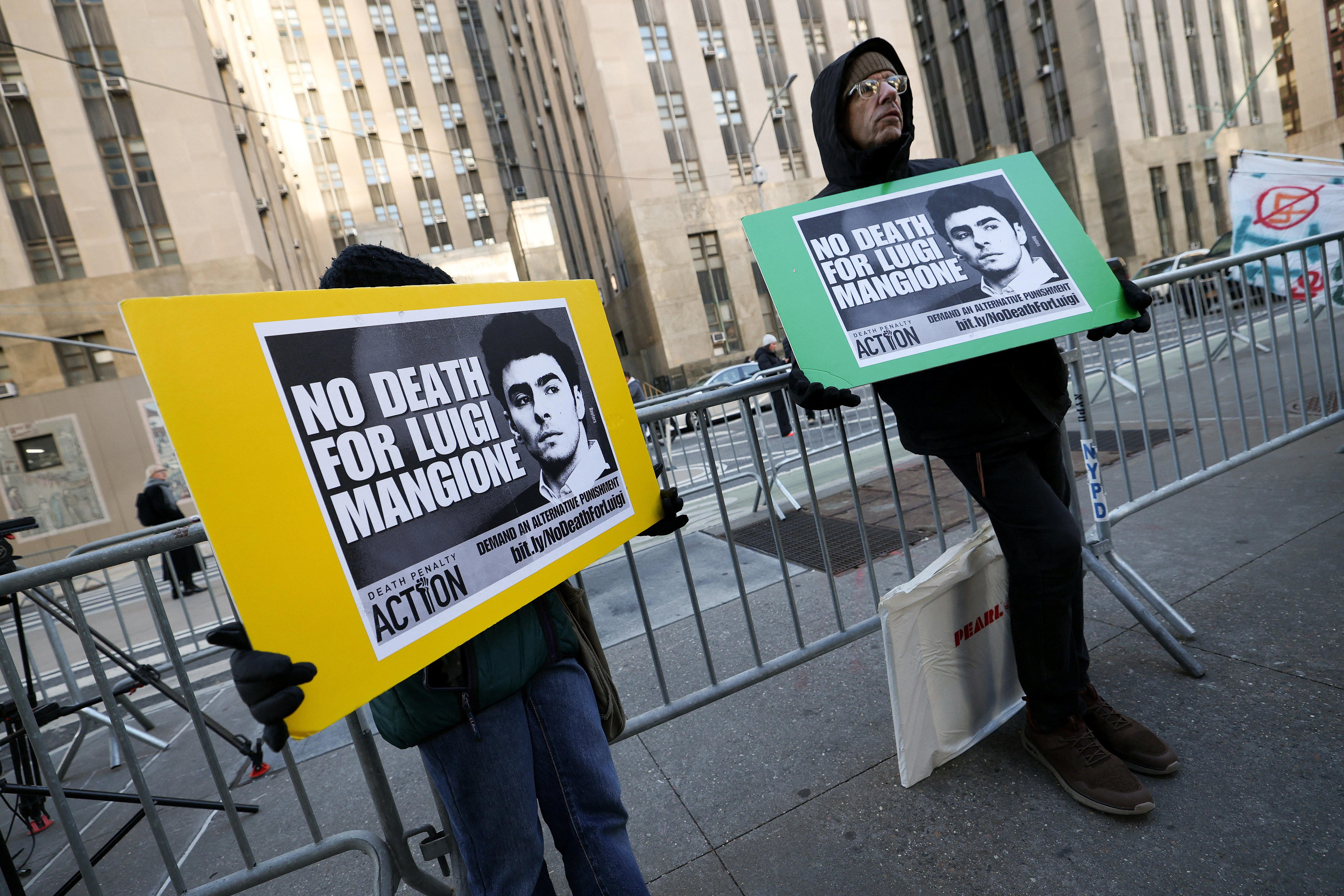 Luigi Mangione back in court for evidentiary hearing in NY murder case