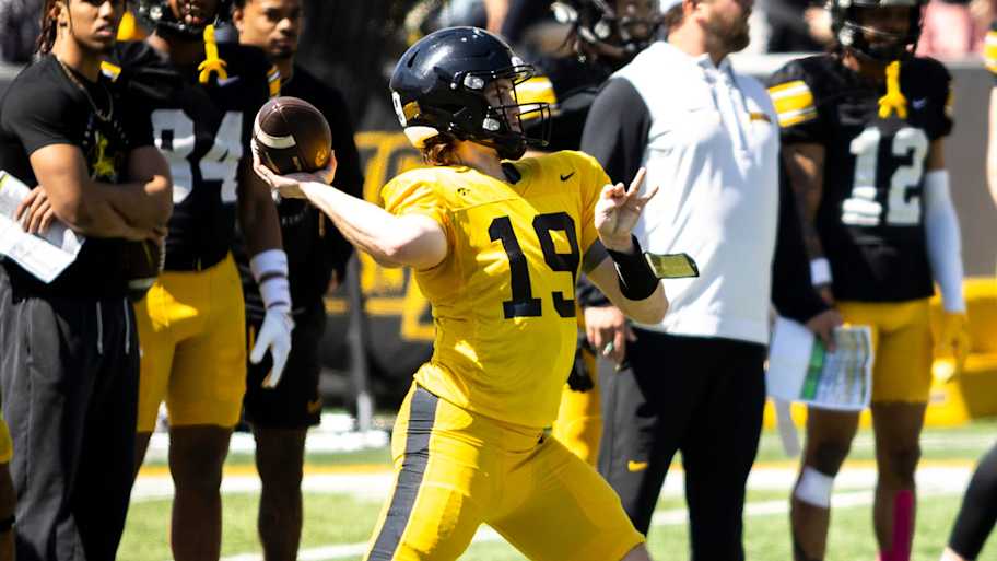 Former Iowa Starting QB Enters Transfer Portal