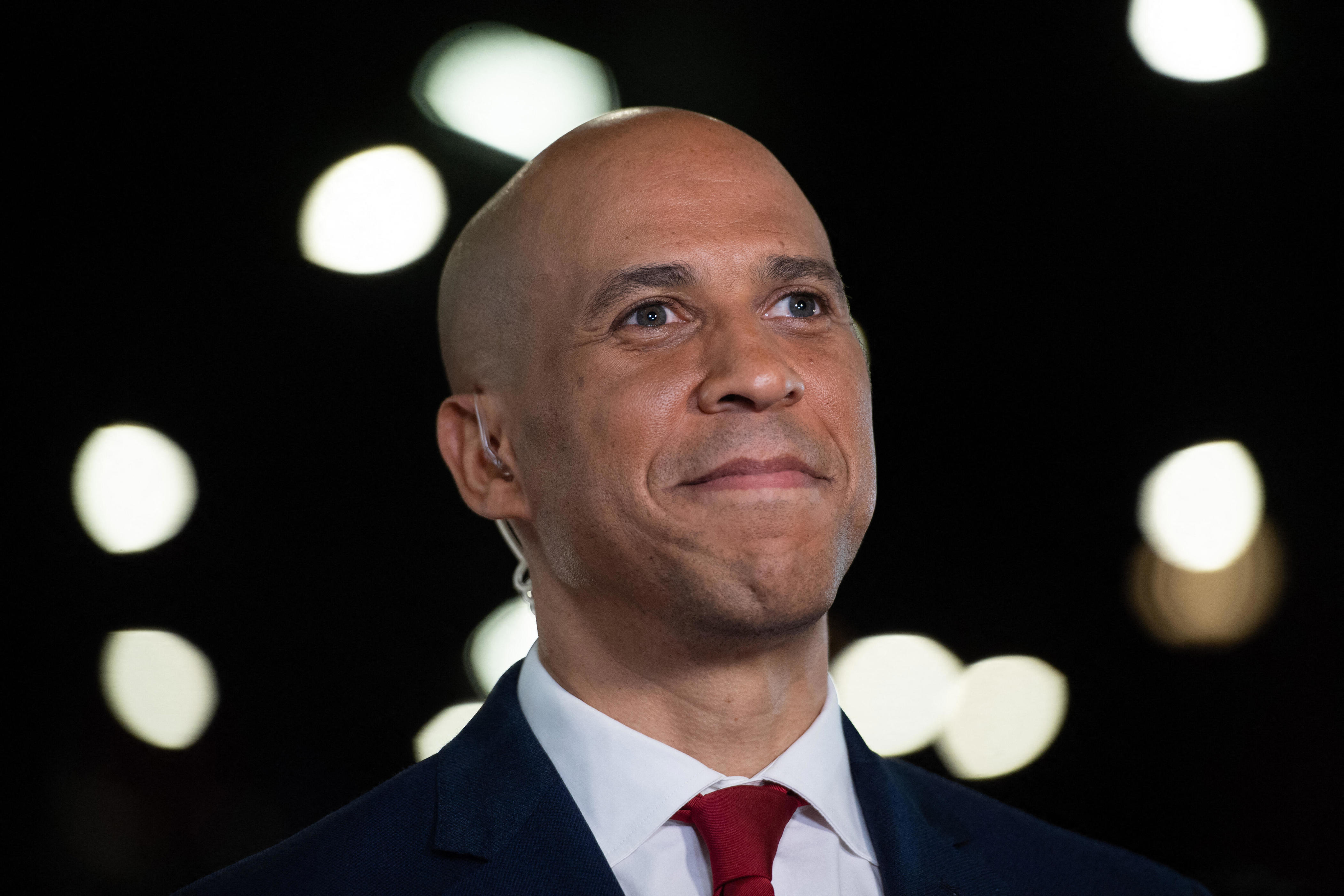 Sen. Cory Booker Marries Alexis Lewis 2 Months After Announcing Engagement